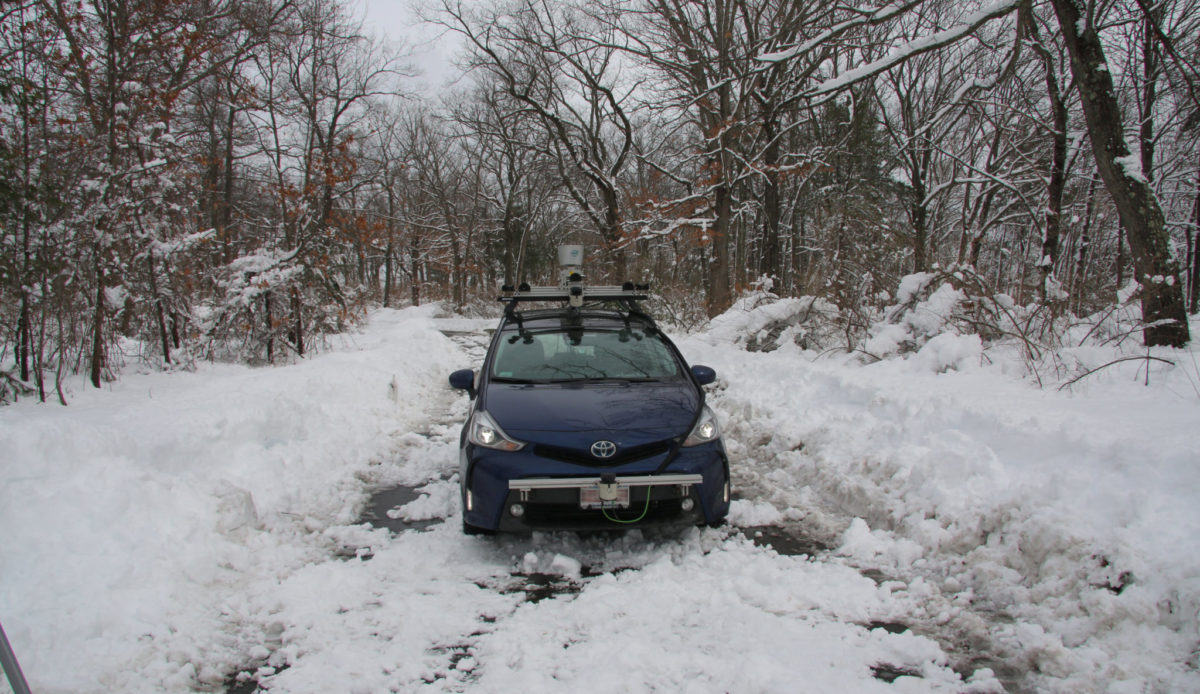 MIT researchers look under the road to aid self-driving cars - Self ...