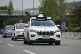 Nation promotes self-driving tech to build better transport - Self ...