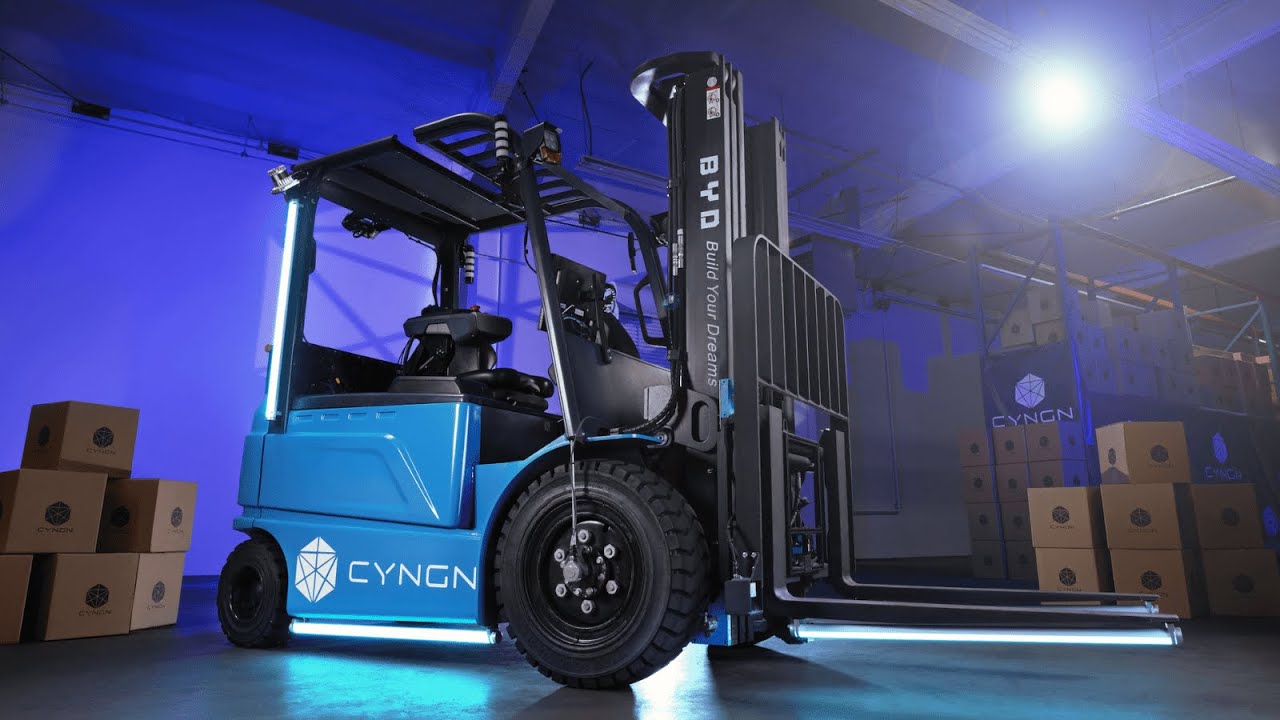 (video) The Autonomous DriveMod Forklift in Action - Self Driving Cars 360